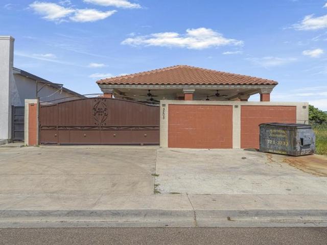 5205 Frijolillo Dr, Laredo, TX 78046
