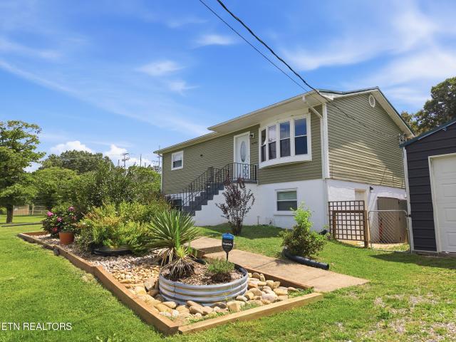5205 John Hall Rd