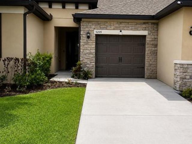 5205 Jovial Ct, Fort Pierce, FL 34947