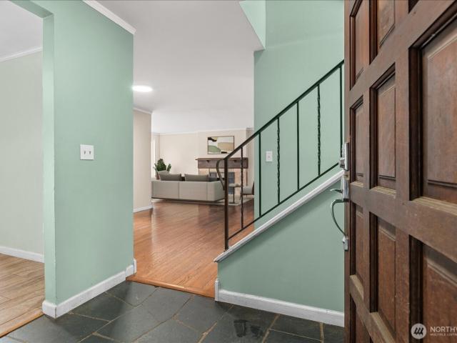 5205 rd Place SW