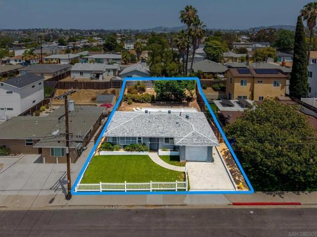 5205 Tipton St, San Diego, CA 92115