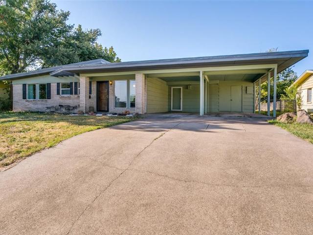 5205 Trail Lake Drive