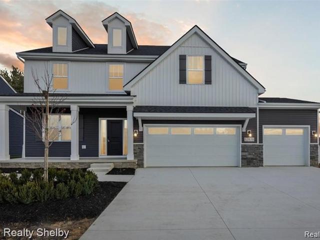 52060 Wellington Valley Dr, Macomb Township, MI 48042