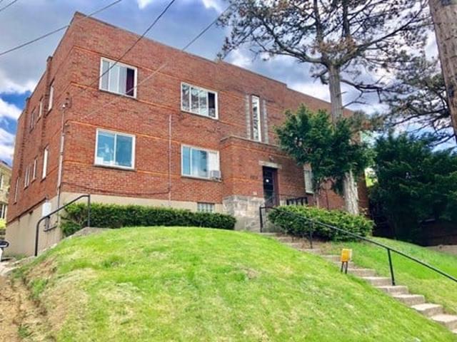 5206 Montgomery Road Studio, 1 Bathroom