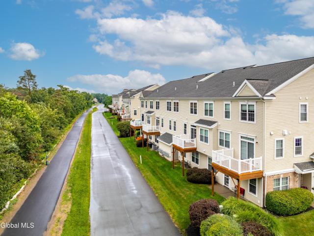 5206 Admirals Walk Drive