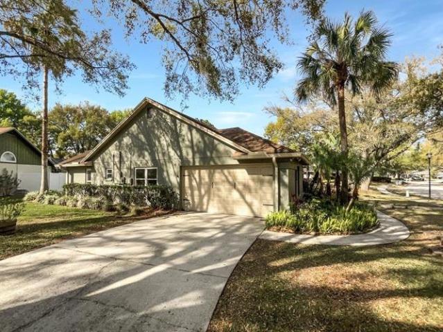 5206 Ives Ct, Tampa, FL 33647