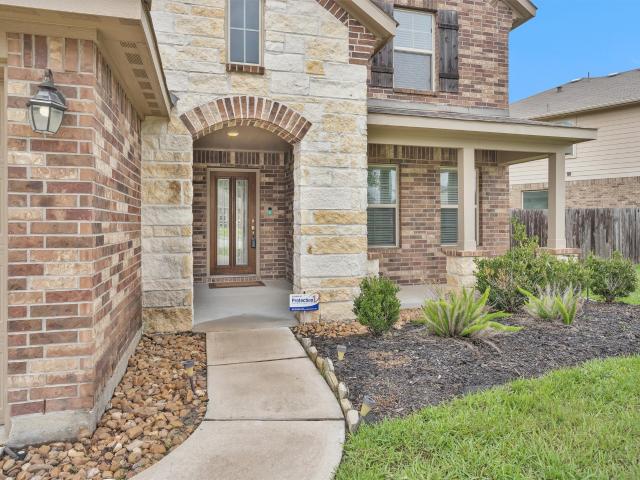 5206 Pointe Spring Crossing
