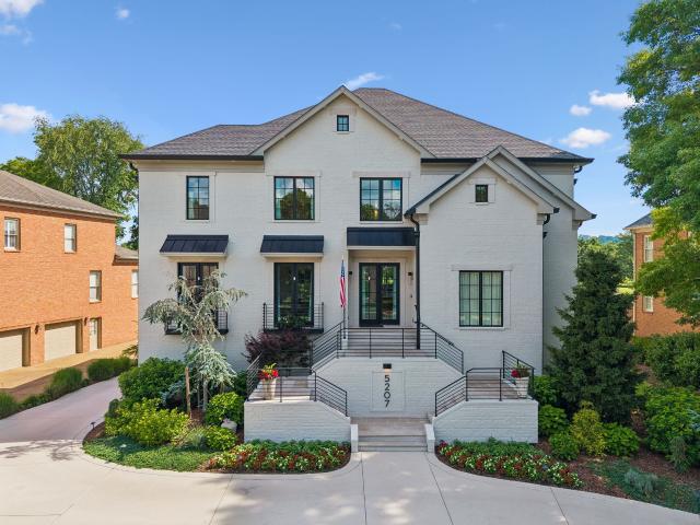 5207 Country Club Dr