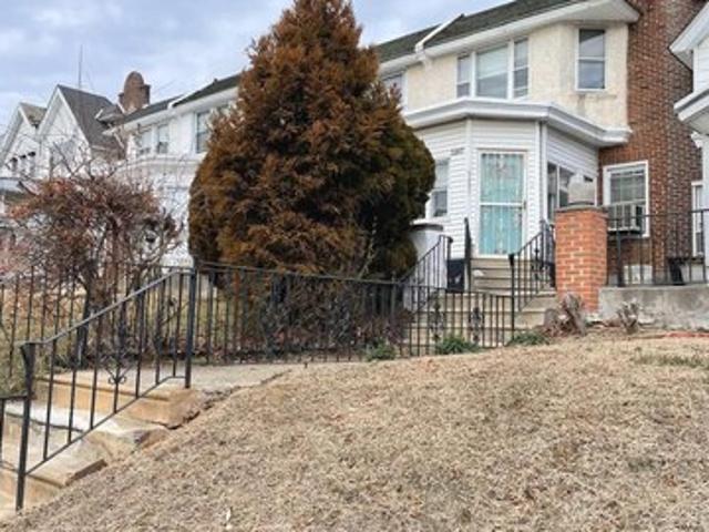 5207 Diamond St, Philadelphia, PA 19131