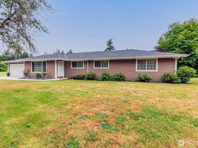 5207 Erlands Point Rd NW, Bremerton, WA 98312