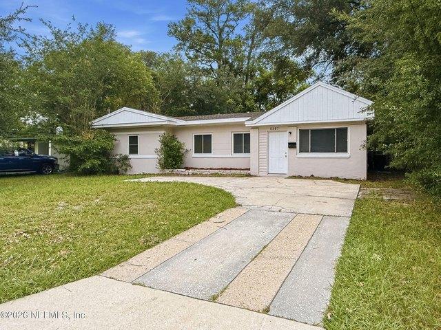 5207 Janice Cir S, Jacksonville, FL 32210