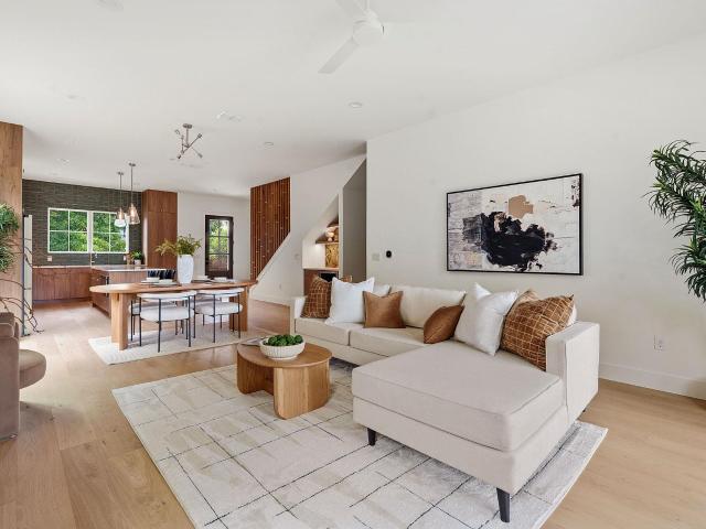 5207 Prock Ln