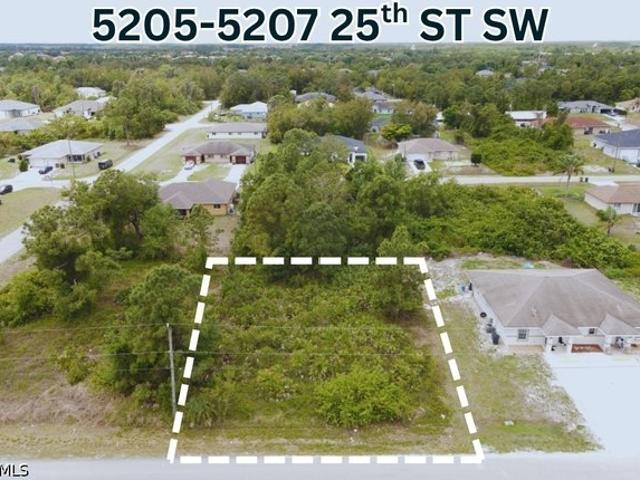 5207 25th St SW, Lehigh Acres, FL 33973