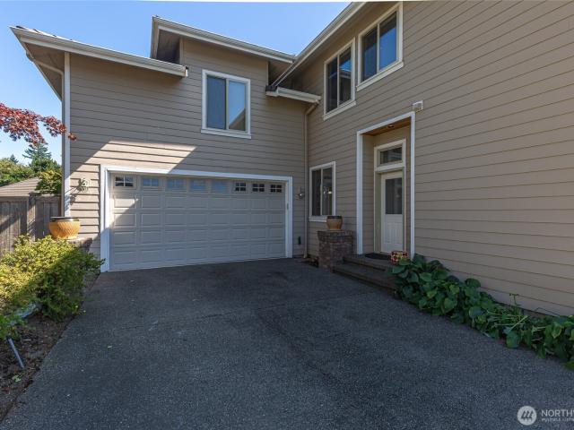 5207 77th Court W