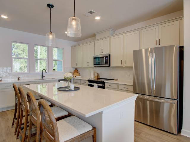 5208 New Palm Court
