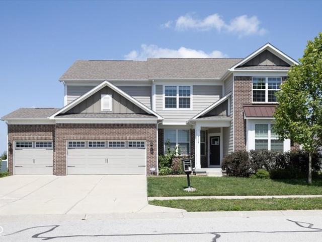 5208 Brighton Dr, Whitestown, IN 46075
