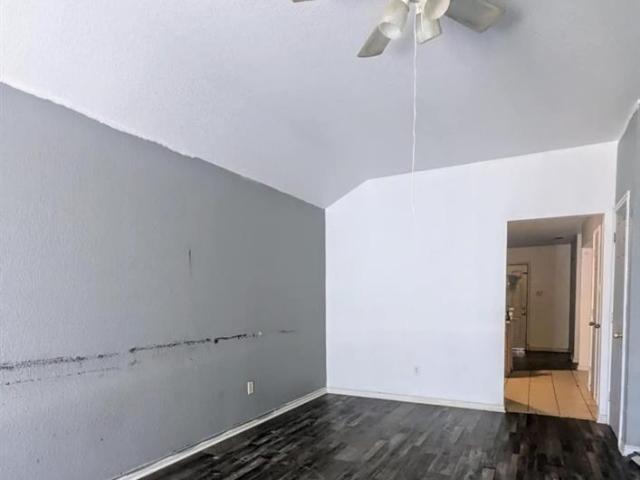5208 Carol Ave, Fort Worth, TX 76105 | MLS #21171
