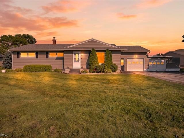 5208 Hayes Ave, Sandusky, OH 44870