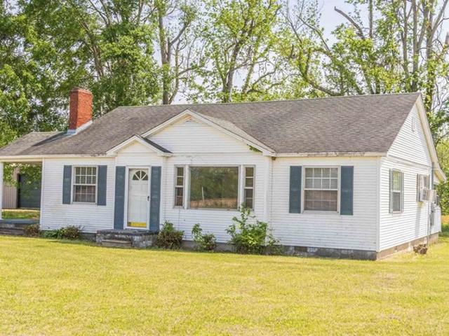 5208 Highway 57 E, Michie, TN 38357