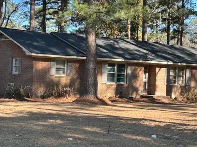 5208 Pinetree Lane