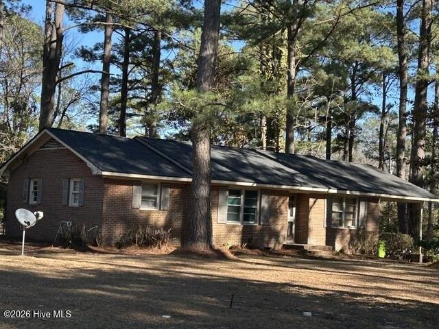 5208 Pinetree Ln, Trent Woods, NC 28562