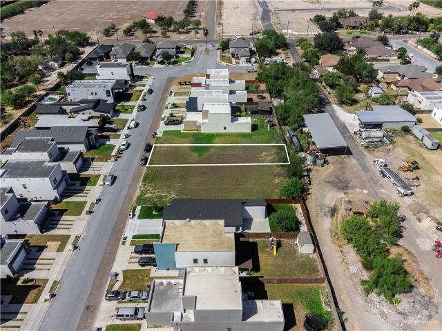5208 Shalom Drive