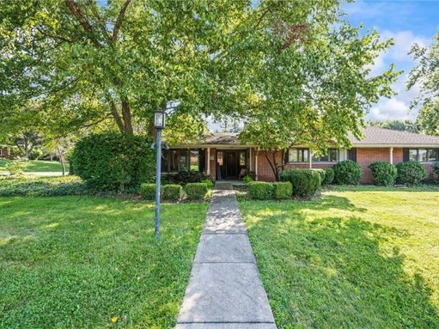 5208 Vernadale Dr, Washington Township, OH 45429