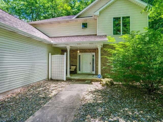 5209 Orchard Lane