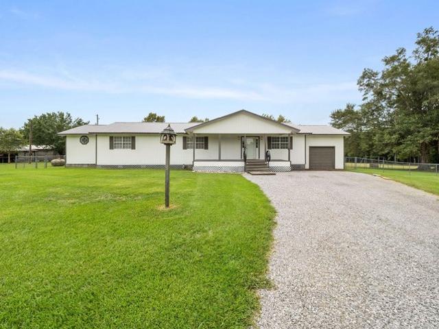 5209 LA 8, Simpson, LA 71474