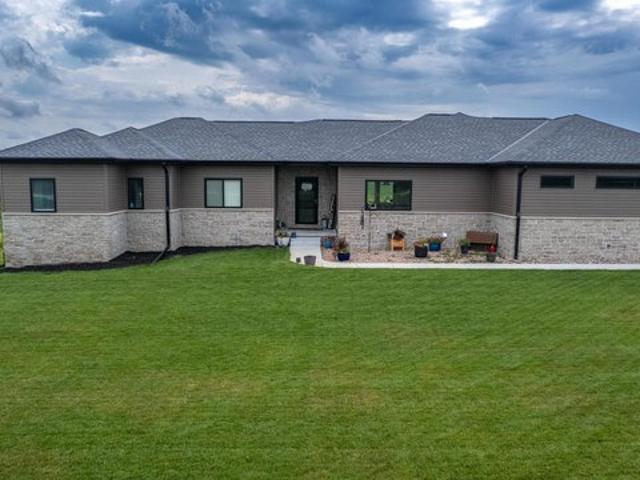 5209 W Roca Rd, Martell, NE 68404