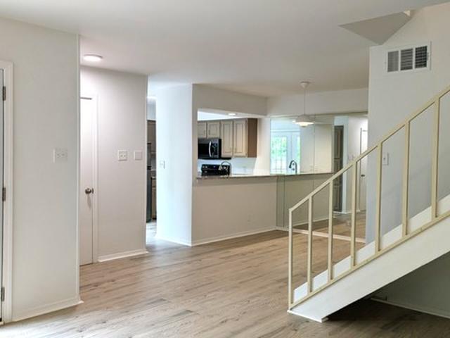 5200 Martel Ave Apt 7D, Dallas, TX 75206