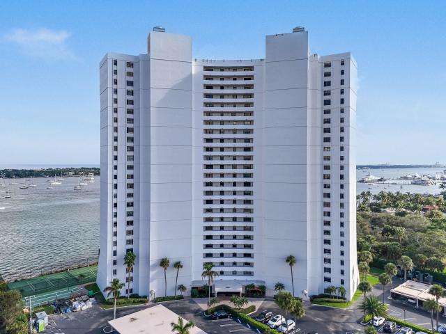 5200 N Flagler Dr, Unit 1404, West Palm Beach, FL 33407 | MLS #B26007 | Compass
