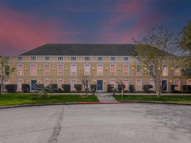5200 Arboles Dr Apt 2, Houston, TX 77035