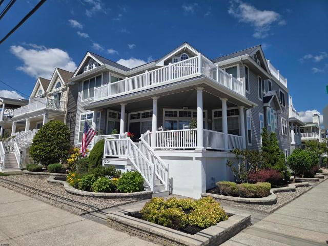 5200 Central Ave