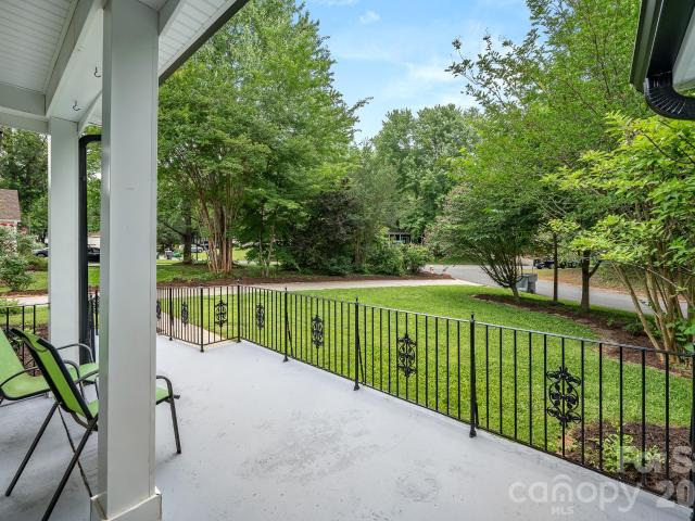 5200 Cressingham Court