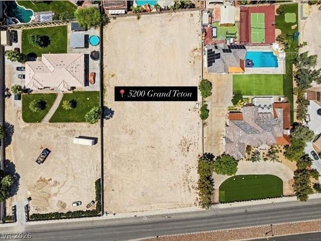 5200 Grand Teton Dr, Las Vegas, NV 89131