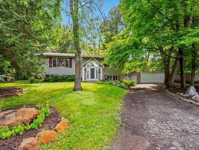 5200 Greenwood Circle
