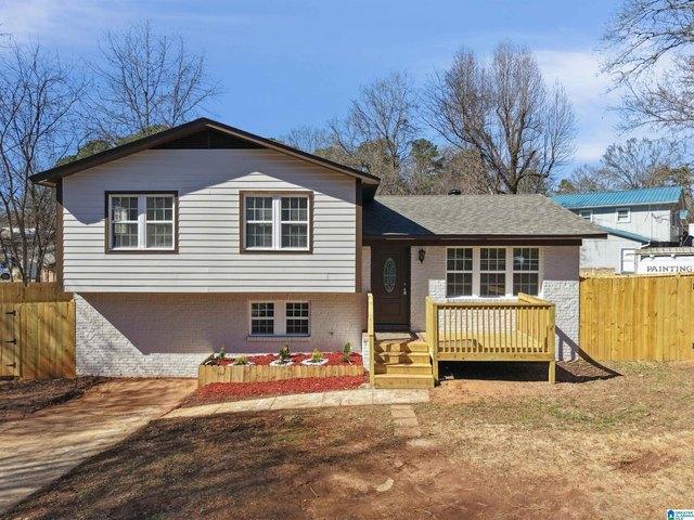 5200 Hickory Dr NE, Pinson, AL 35126