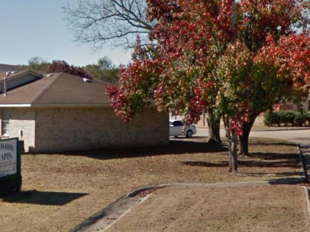 5200 Highland Rd, 2 beds, 1 full bath