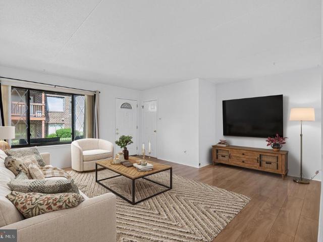 5200 Hilltop Drive # 313