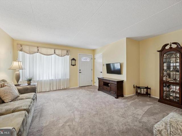 5200 Hilltop Drive # W6