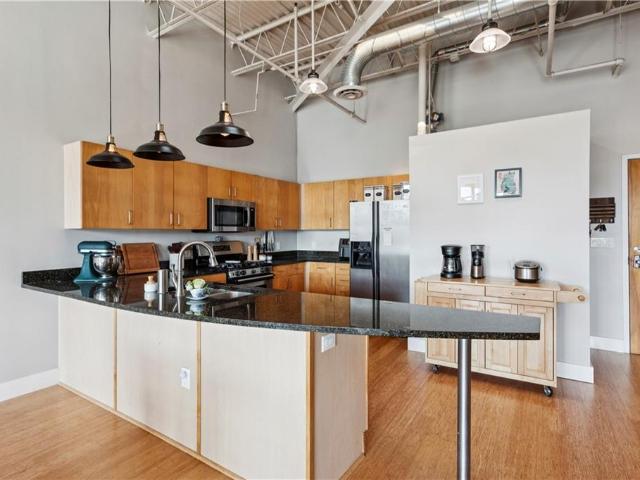 5200 Peachtree Road 3415