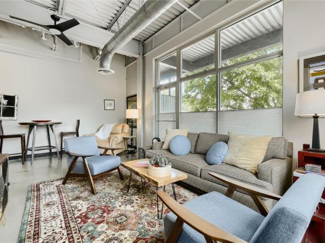 5200 Peachtree Road 3208