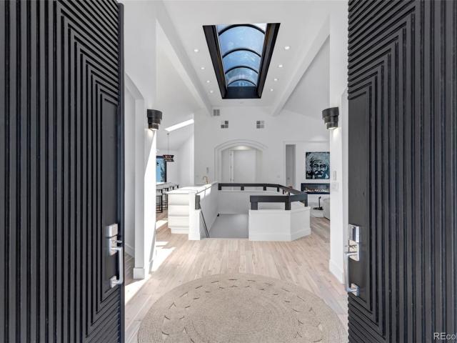 5200 Sunset Drive