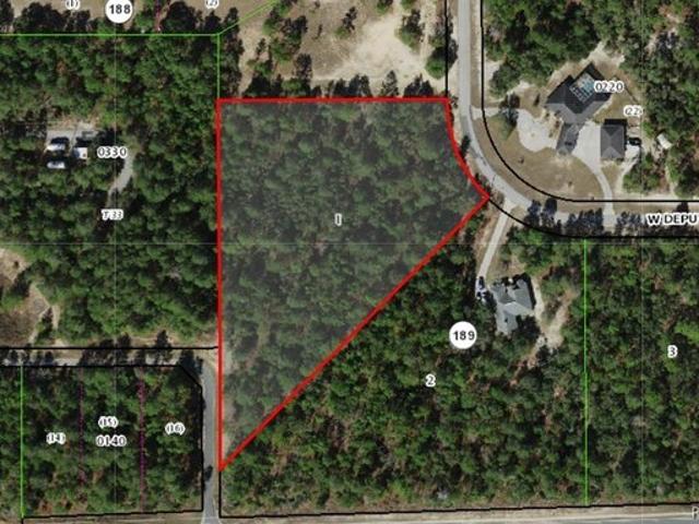 5200 W Deputy Dr, Beverly Hills, FL 34465