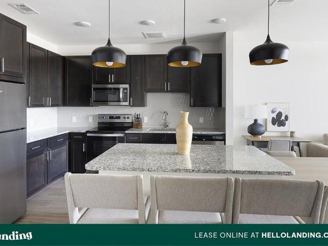 5200 White Settlement Rd 1 Bedroom Apartment for Rent at 5200 White Settlement Rd, Fort Worth, TX 76114