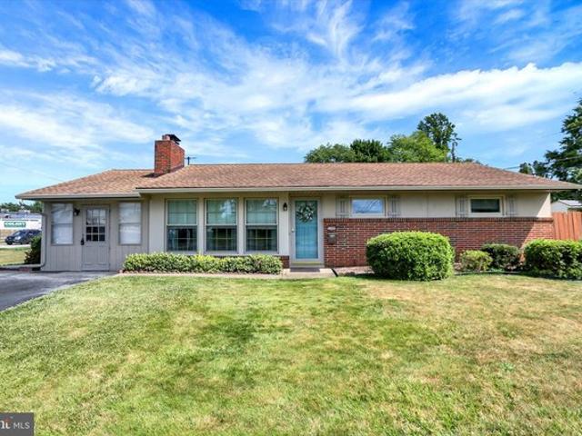 5200 Windsor Blvd, Mechanicsburg, PA 17055