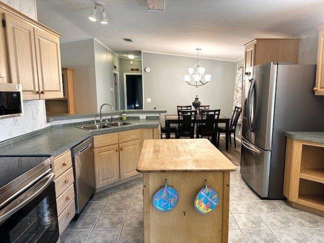 5200 28th St N Lot 329, Saint Petersburg, FL 33714