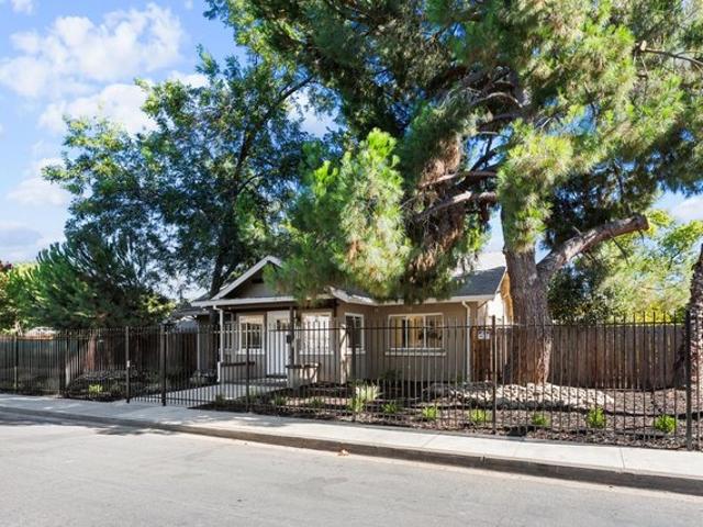 5200 20th Ave, Sacramento, CA 95820