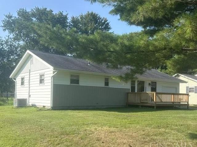5201 Ash Grove Ave, Blanchester, OH 45107